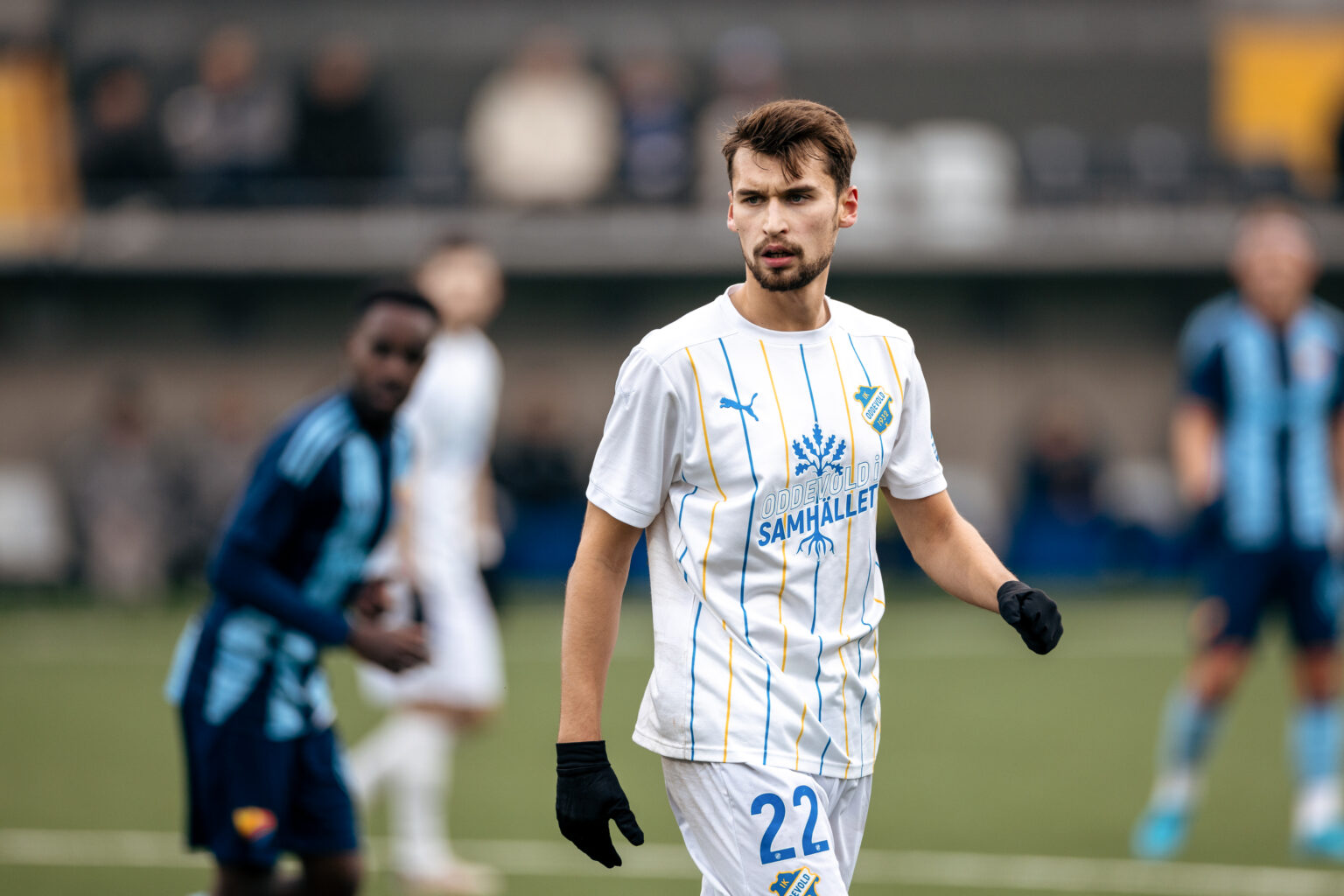 Vinterns alla övergångar - Superettan